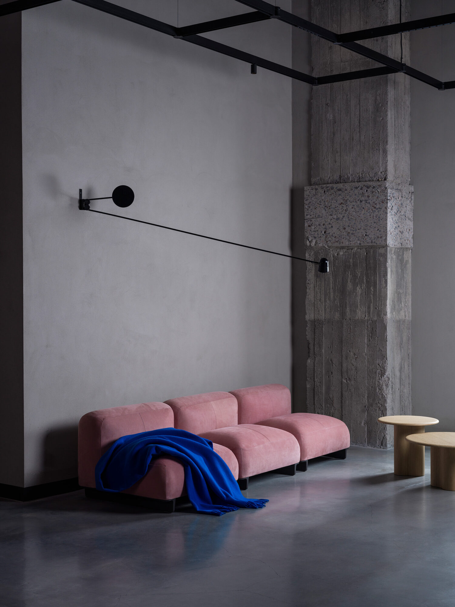 Arper: A curated meeting of architecture, colour and craft - Elmo