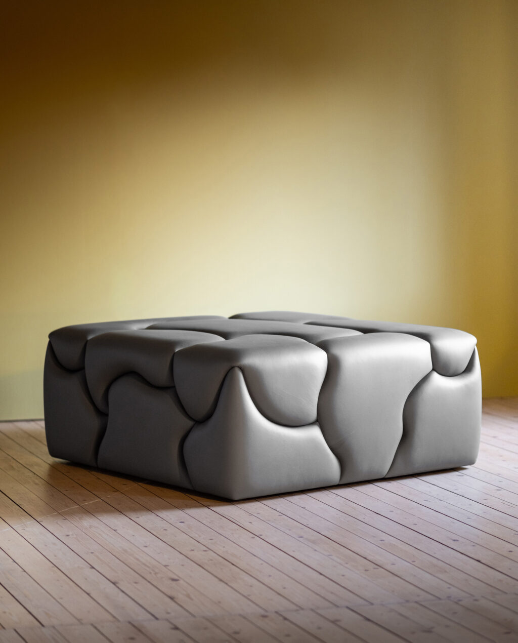 Bark Pouf — where leather follows form - Elmo